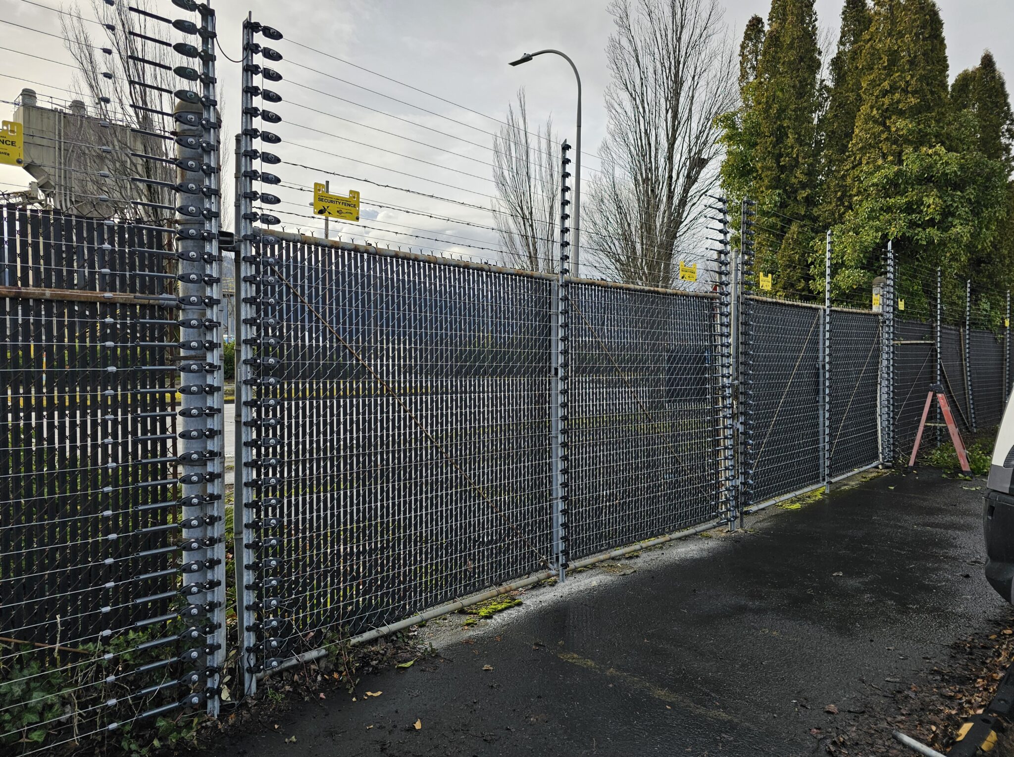 Monitored Pulse Fences - Solid Security, LLC